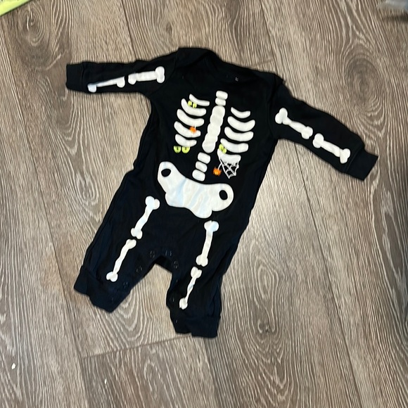Carter's | One Pieces | Skeleton Onesie Glow In The Dark Matching ...